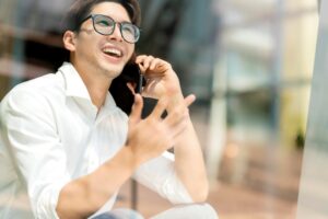 Screen job applicants: 8 key steps of the screening process